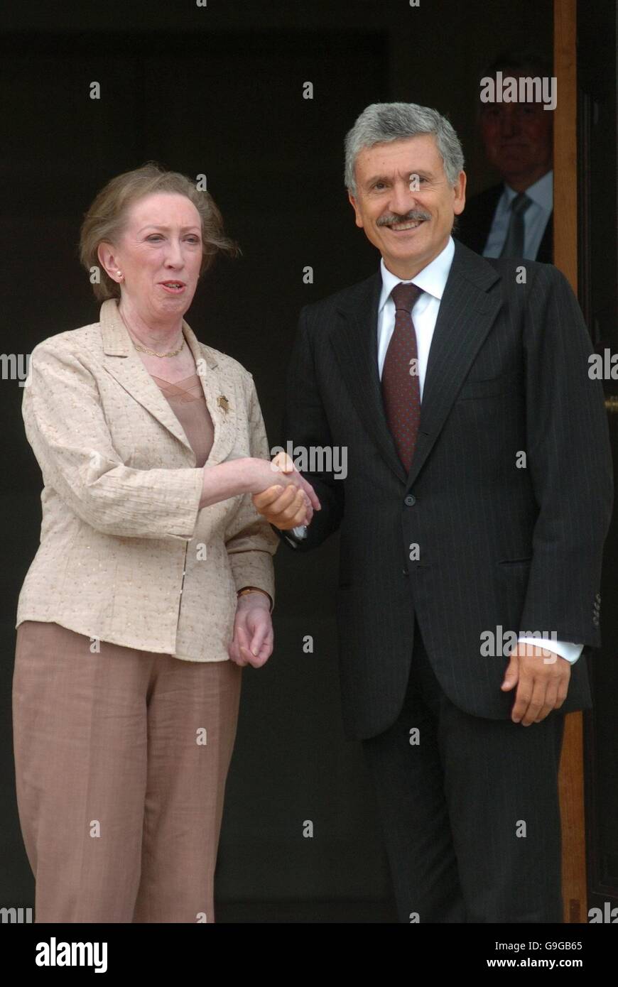 Anglo Italian talks at Chevening Stock Photo - Alamy