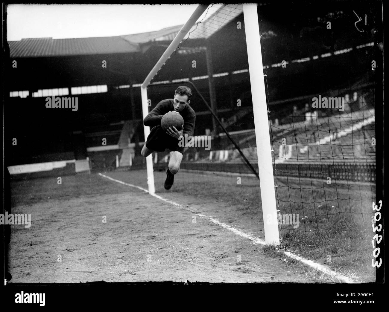 Action busby babe football hi-res stock photography and images - Alamy