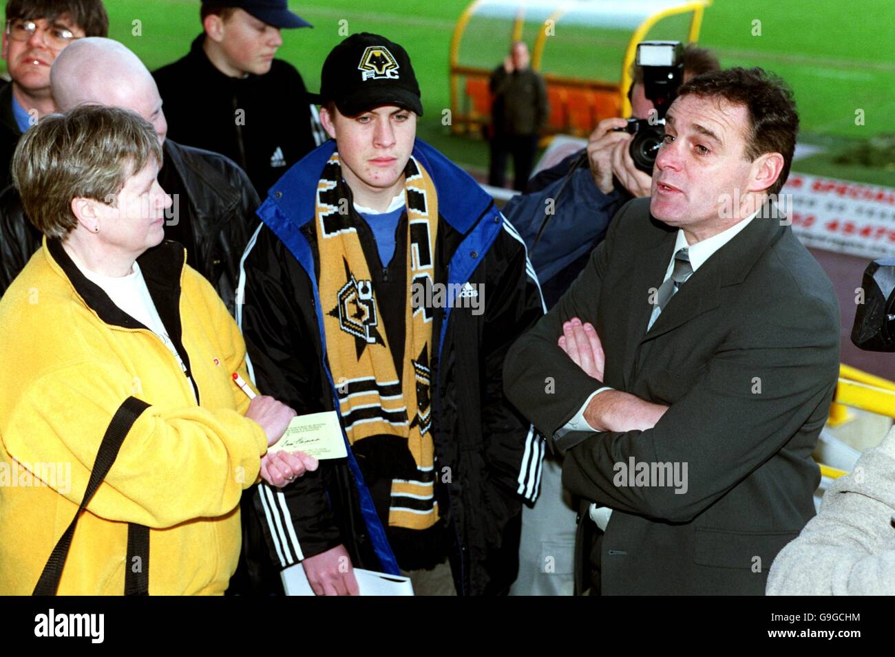 Wolverhampton Wanderers fans meet the new Manager Dave Jones Stock ...