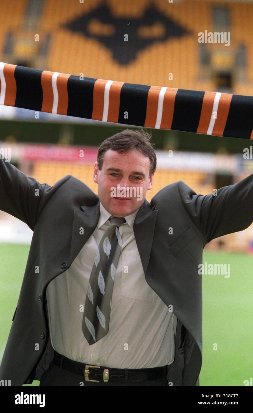 Wolverhampton Wanderers unveil their new manager Dave Jones Stock Photo ...