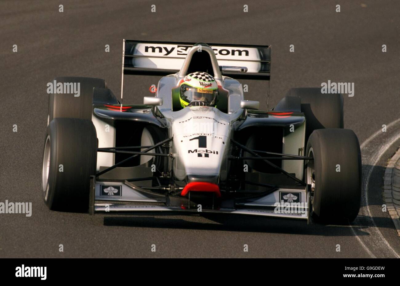Formula 3000 Motor Racing - Round Nine - Hungaroring. Tomas Scheckter ...
