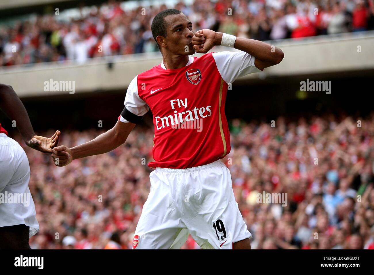Arsenal's Gilberto Silva celebrates scoring the equalising goal Stock ...
