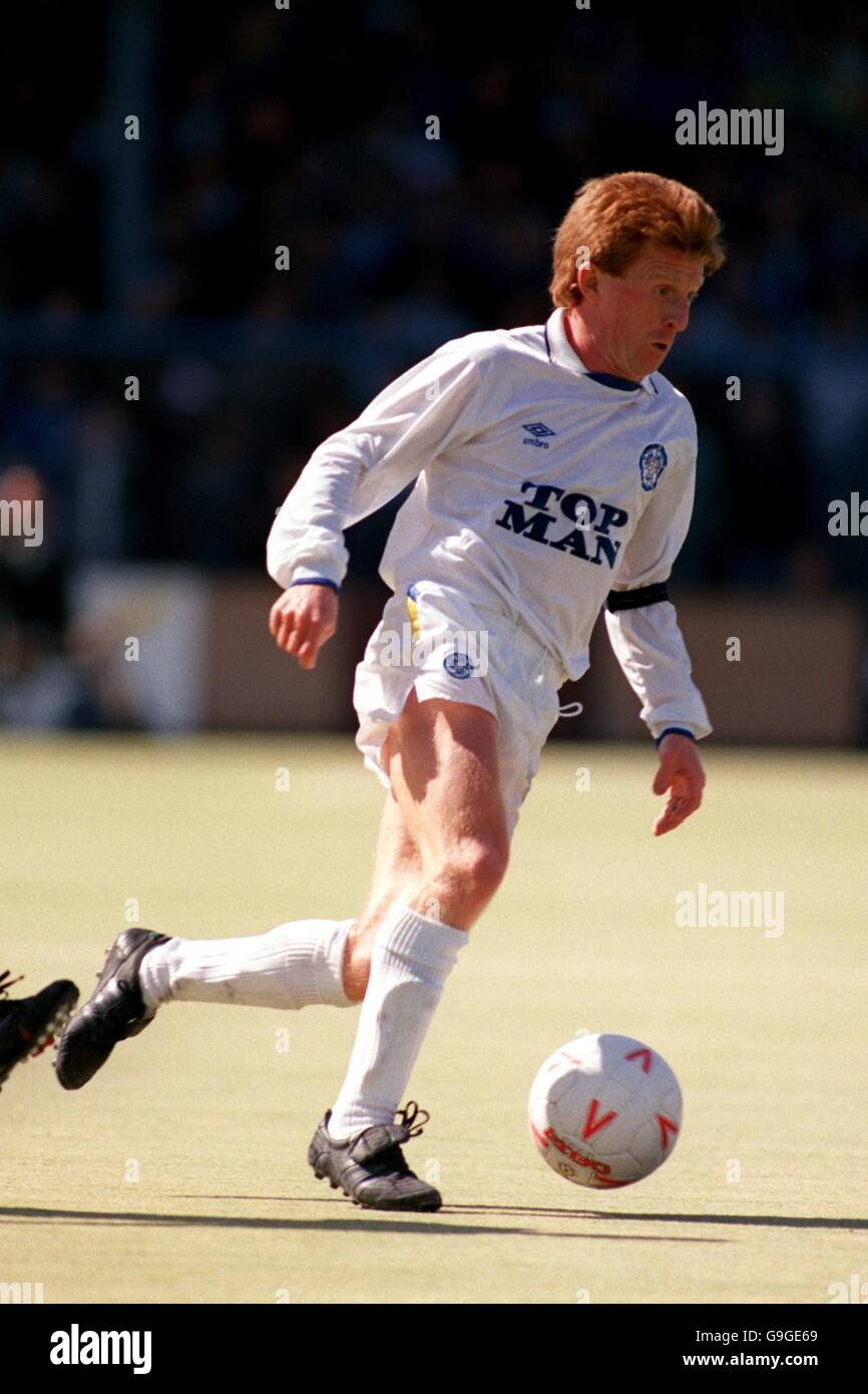 Leeds gordon strachan hi-res stock photography and images - Alamy