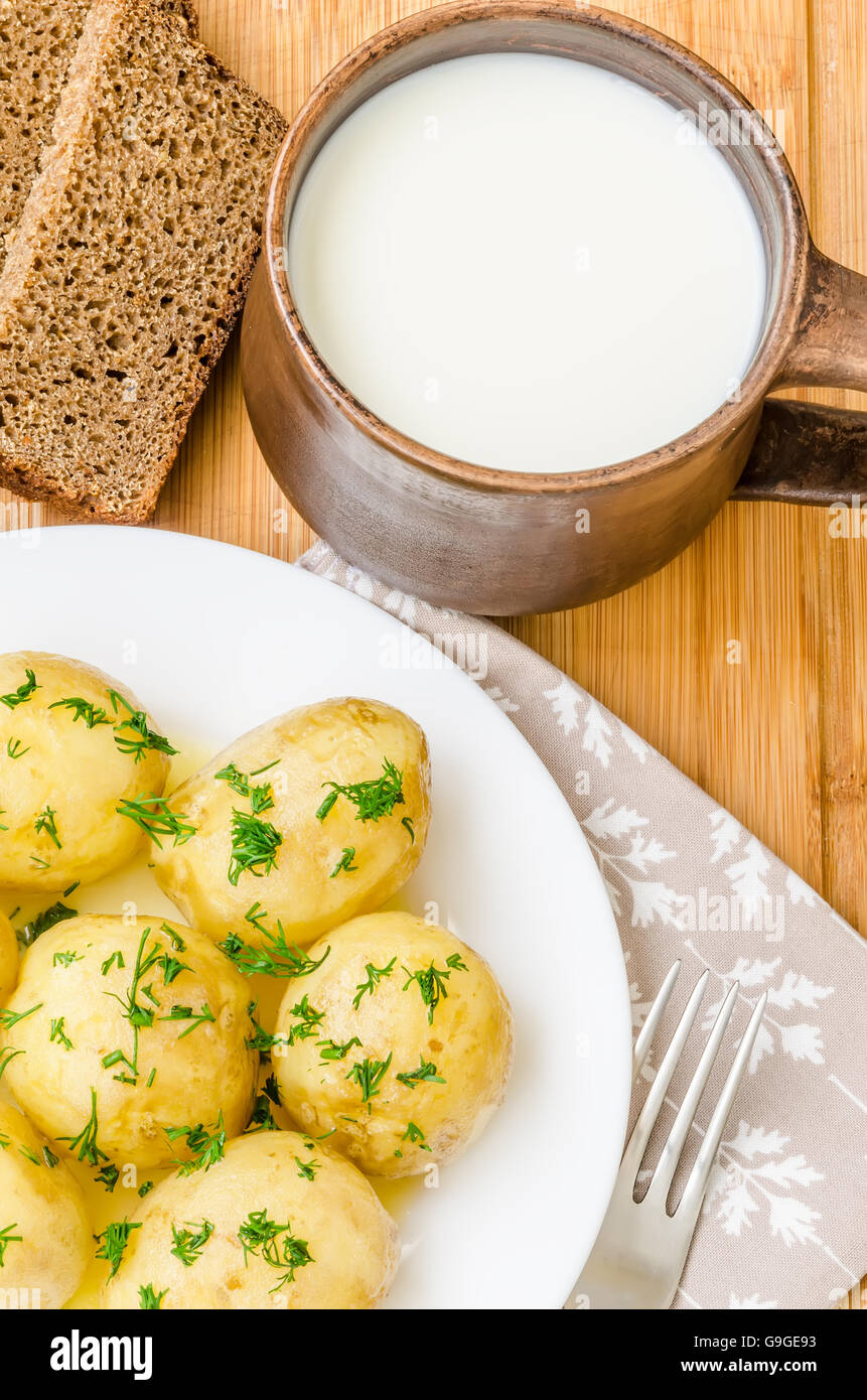 Traditional Ukrainian new potatoes, rustic food photography Stock Photo ...