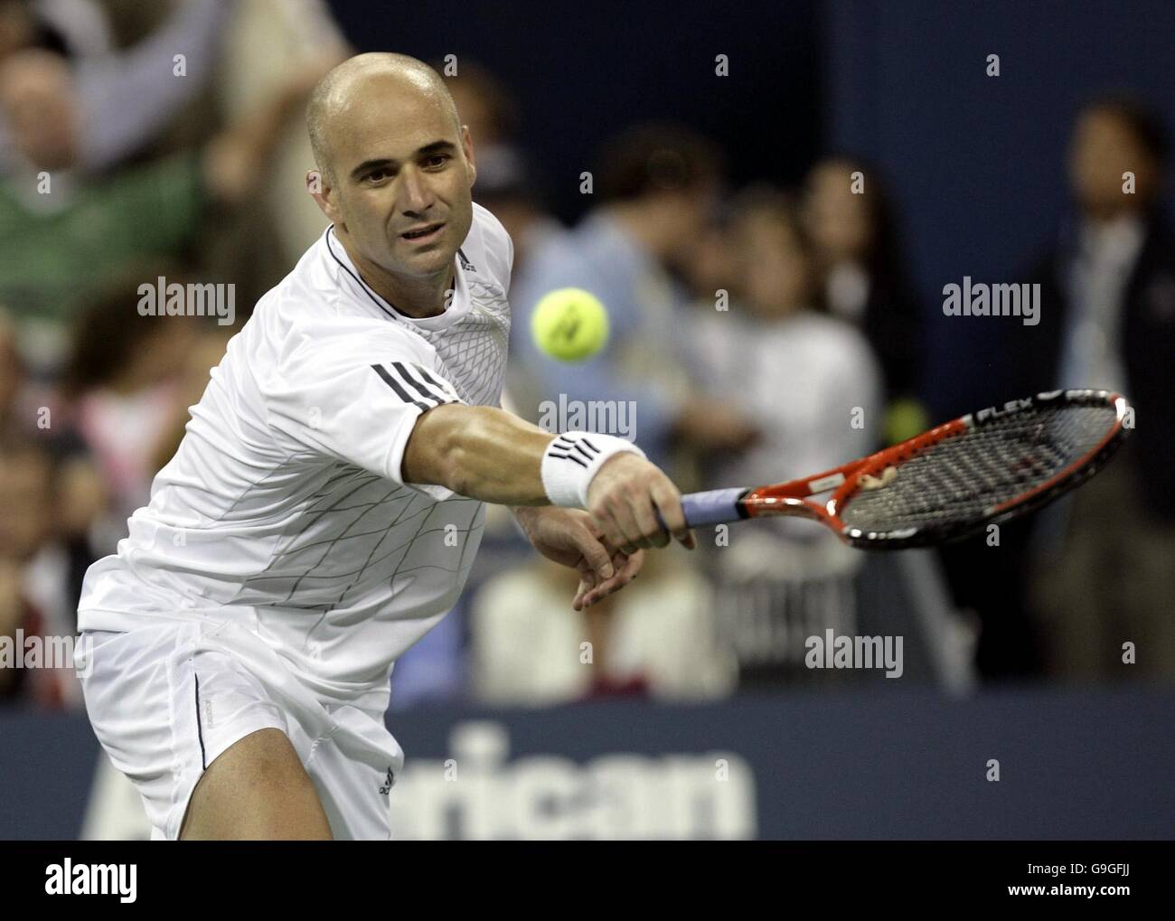 Andre agassi action us open hi-res stock photography and images - Alamy
