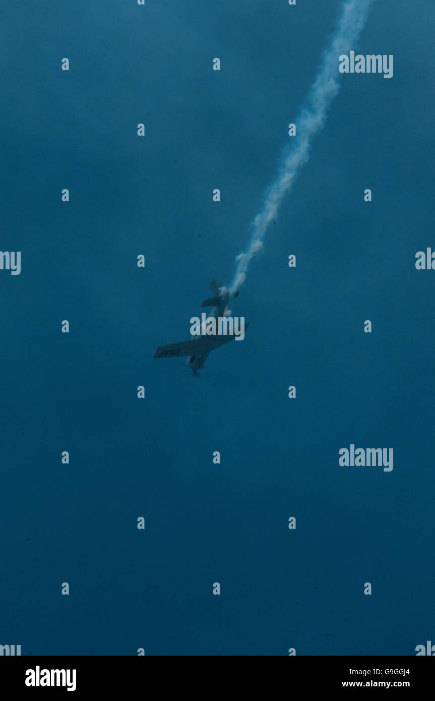 Arobatic hi-res stock photography and images - Alamy