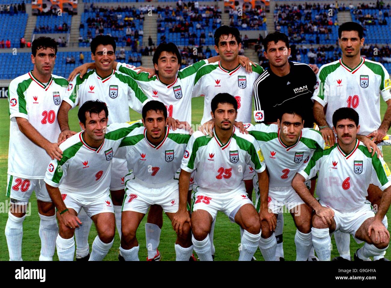 Soccer - Asian Cup Lebanon 2000 - Iran v Thailand Stock Photo - Alamy