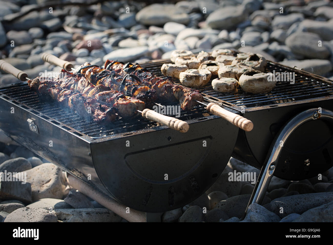 Summer barbecue hi-res stock photography and images - Alamy