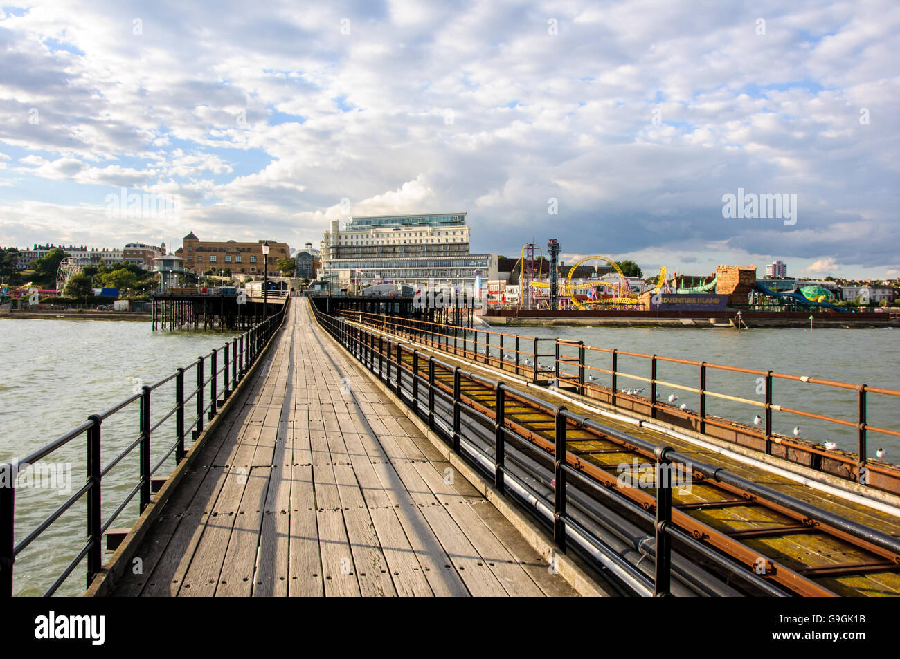 Southend pier southend on sea hi-res stock photography and images - Alamy
