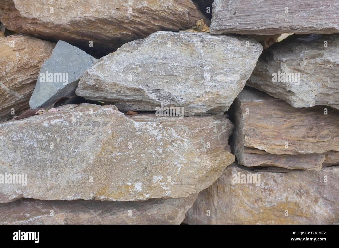 Stacked stone fence hi-res stock photography and images - Alamy