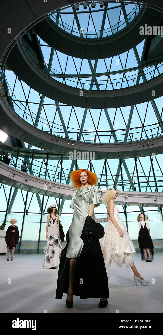 London Fashion Week - New UK Designers Showcased - City Hall - London ...