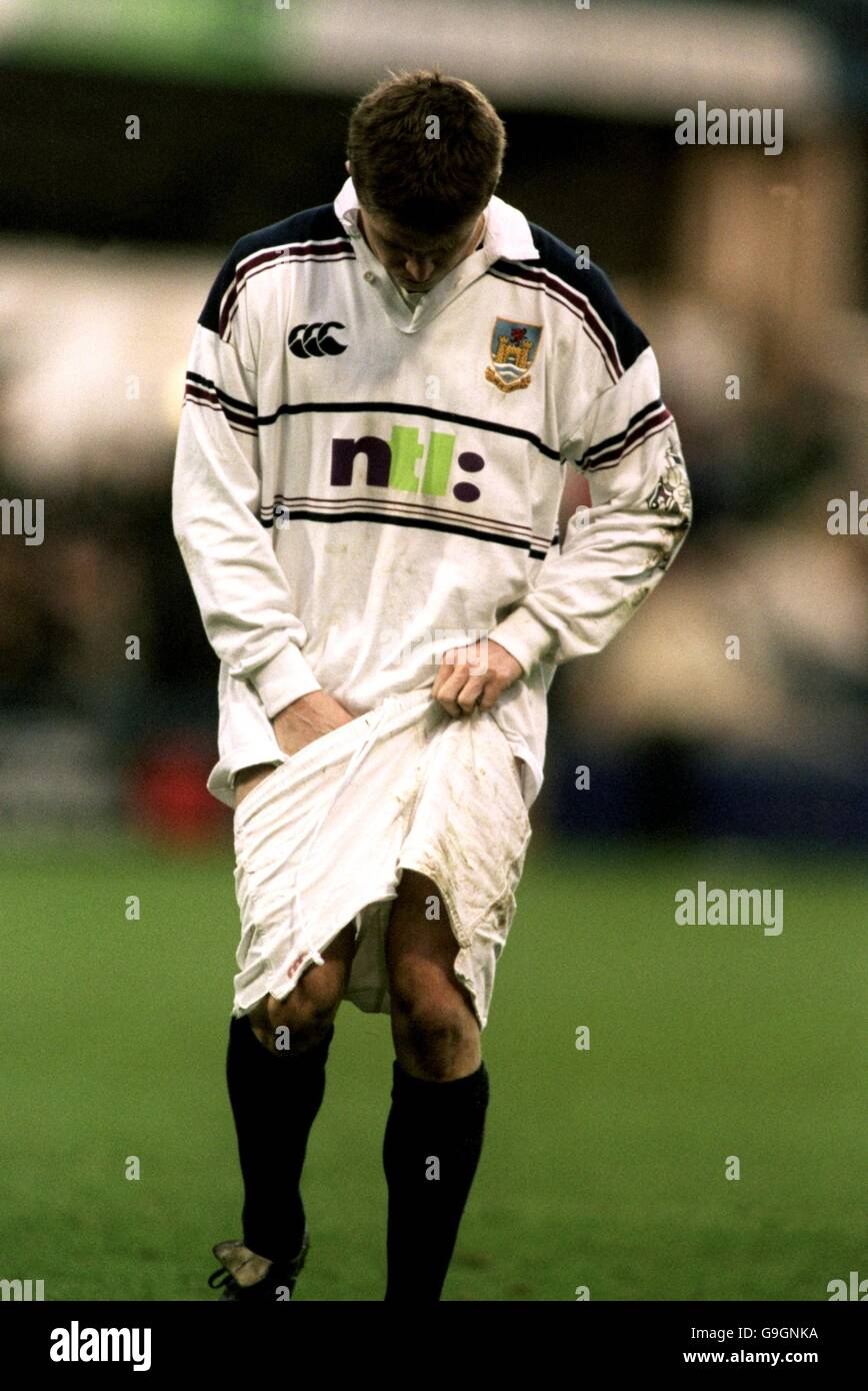 Rugby shorts down hi-res stock photography and images - Alamy