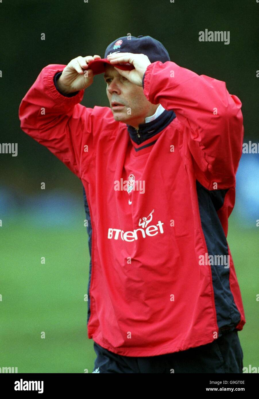 Englands coach clive woodward at todays training session hi-res stock ...