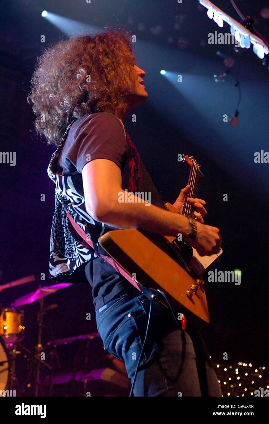 The Killers in Blackpool. Dave Keuning of The Killers performs in ...