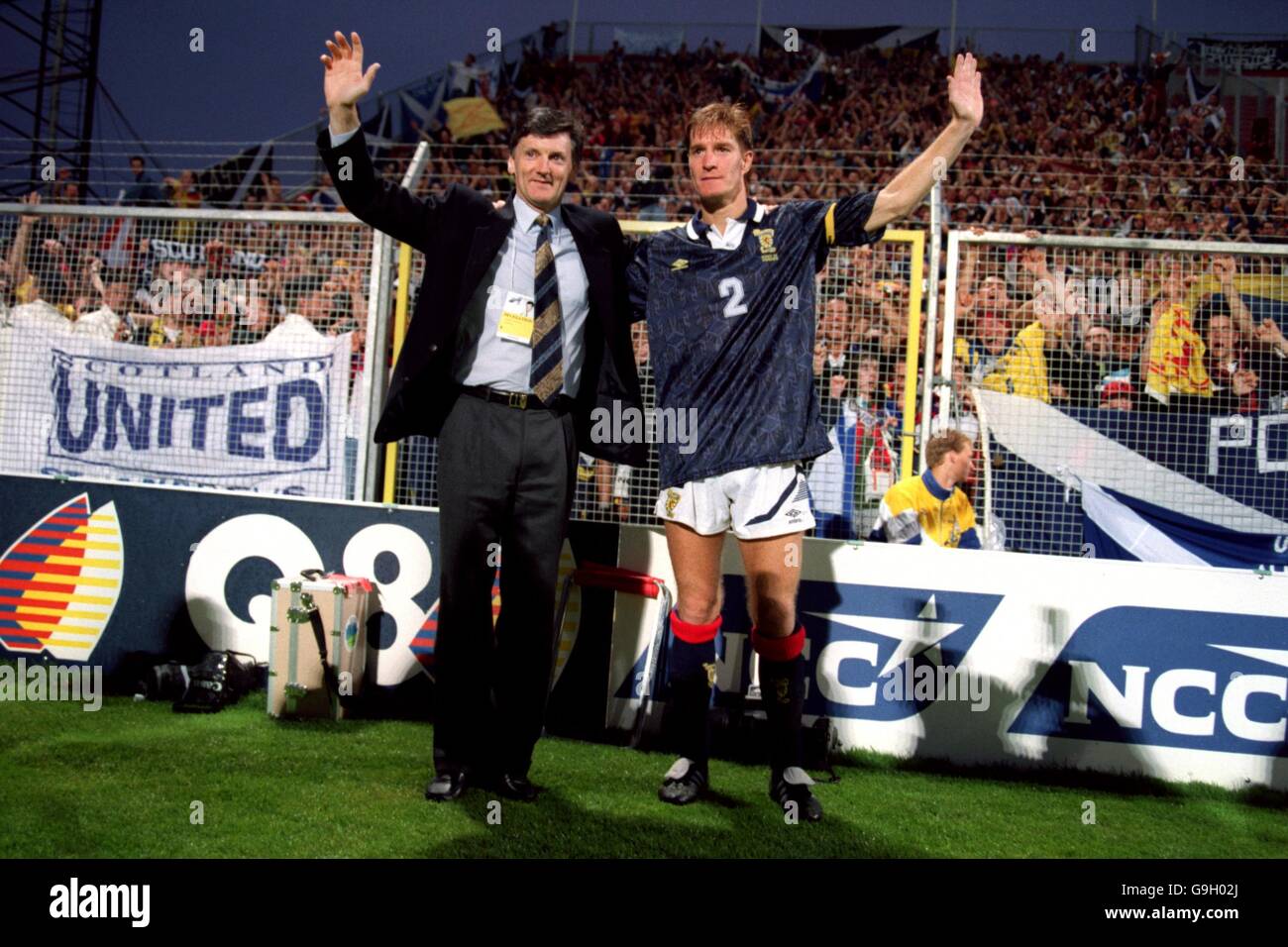 SCOTLAND MANAGER ANDY ROXBURGH & RICHARD GOUGH CELEBRATE CIS v SCOTLAND ...