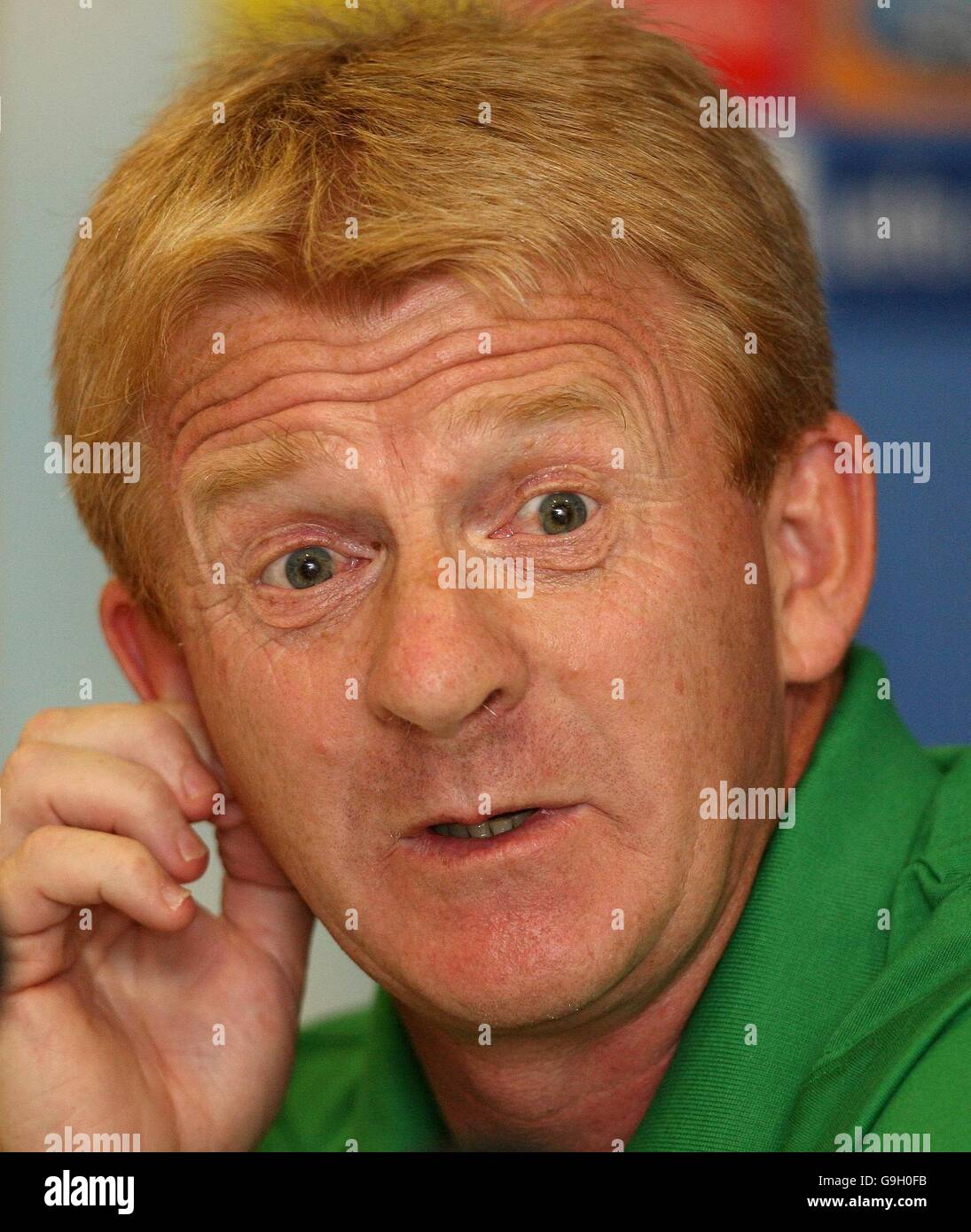 Gordon strachan manchester hi-res stock photography and images - Alamy