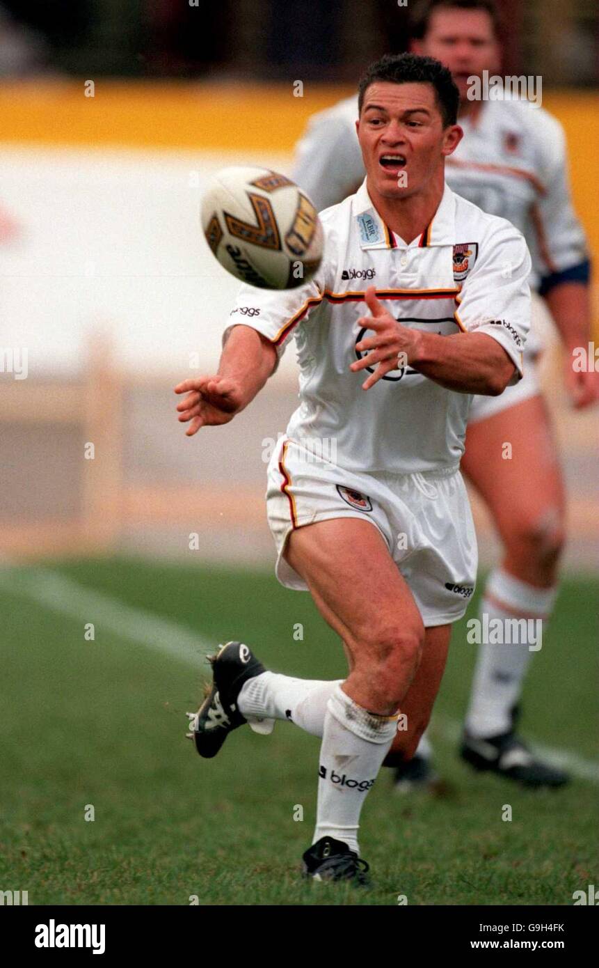 Rugby League - Silk Cut Challenge Cup - Fifth Round - Wakefield Trinity ...