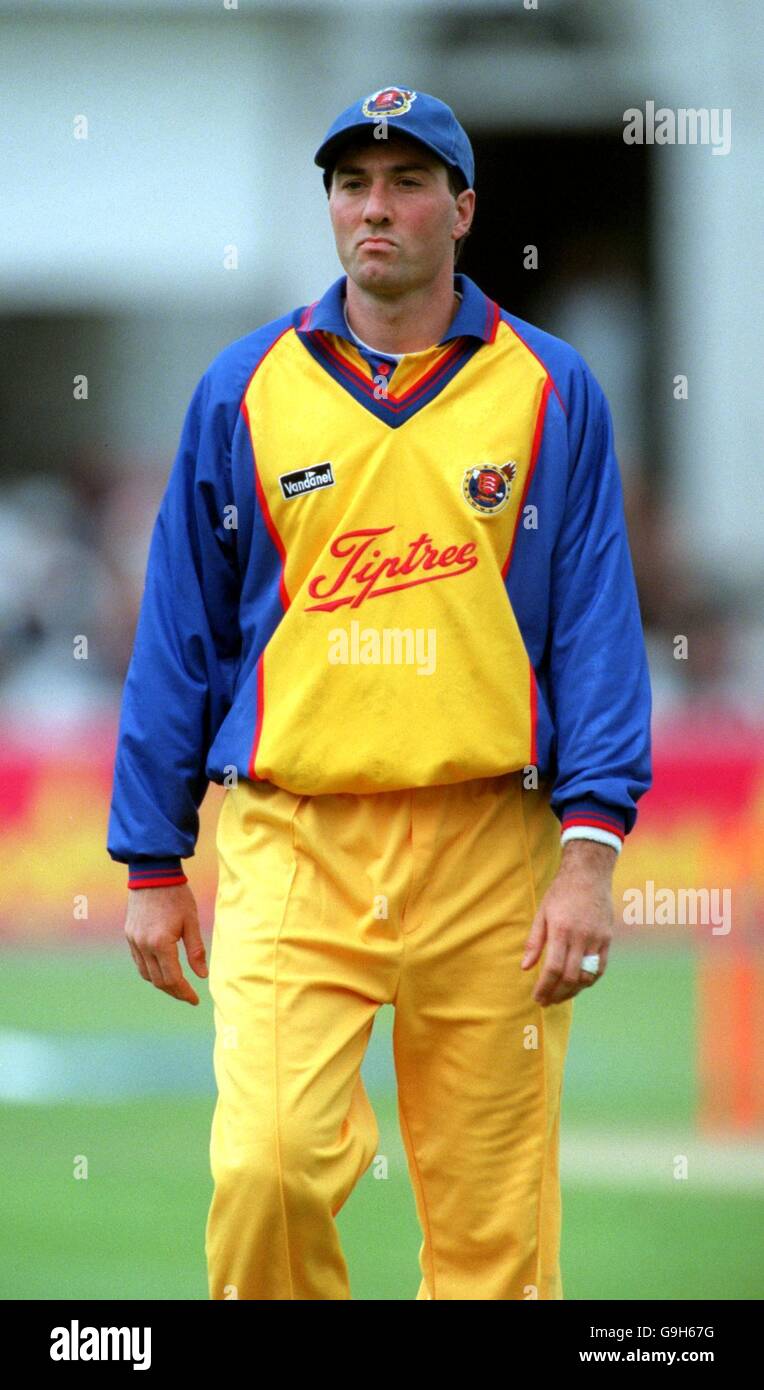 Cricket - Norwich Union National League Division Two - Nottinghamshire ...