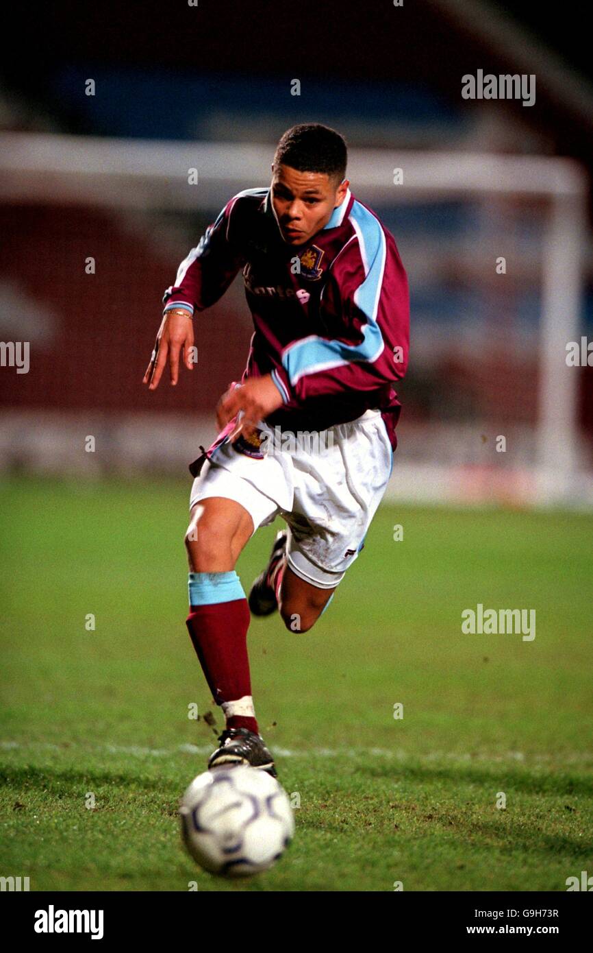 James allen hi-res stock photography and images - Alamy