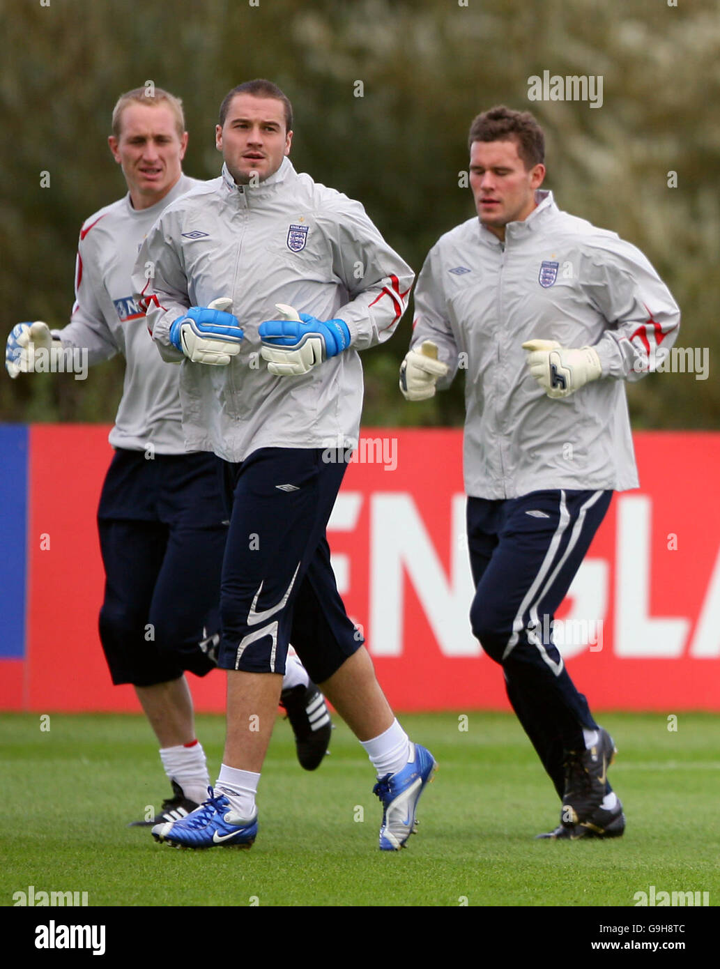 Englands goalkeepers chris kirkland hi-res stock photography and images ...