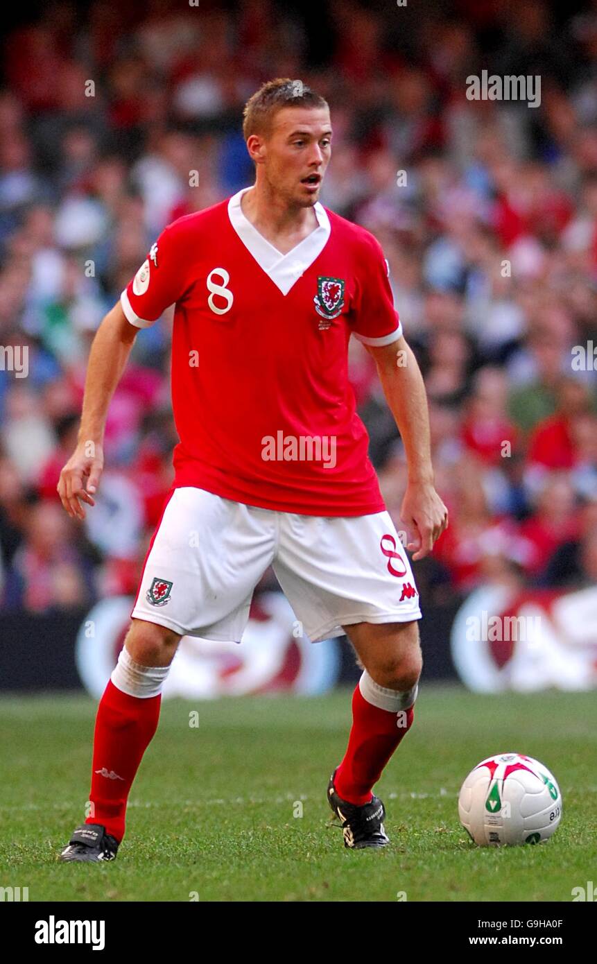 Rob edwards wales hi-res stock photography and images - Alamy