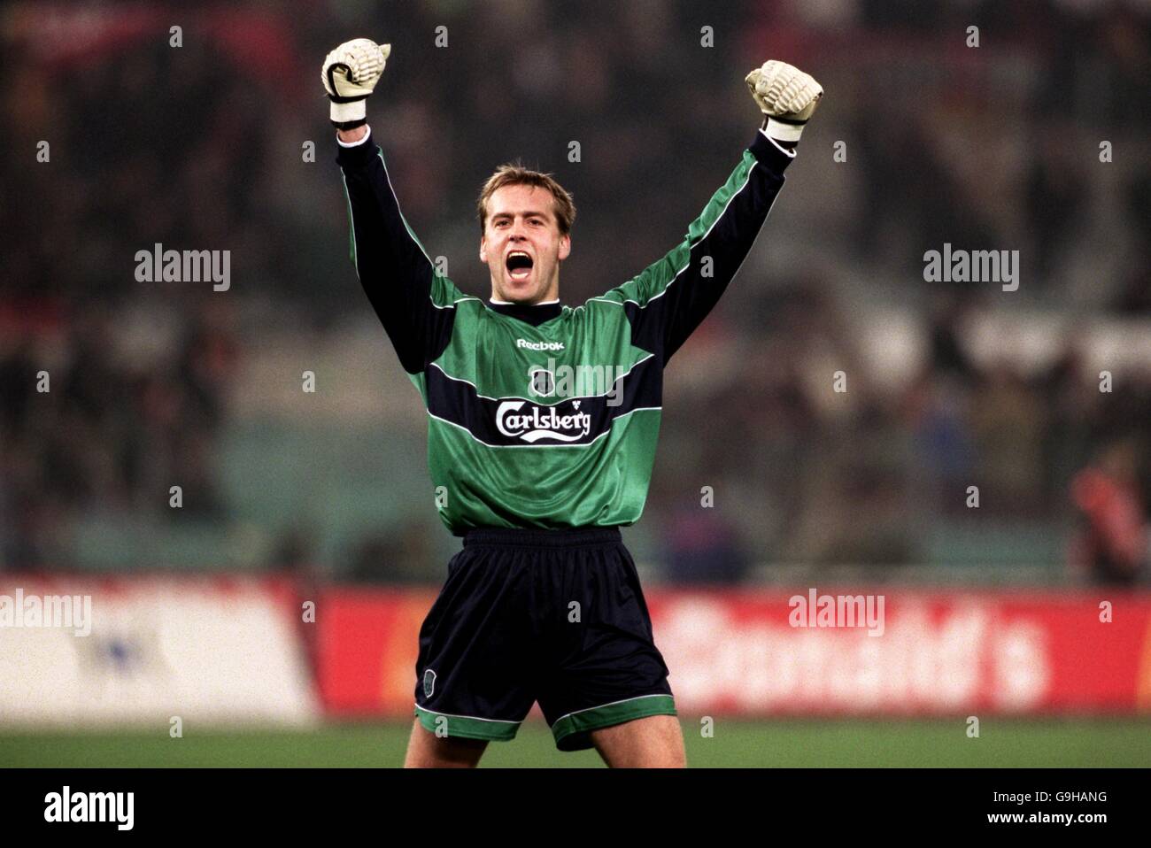 Liverpool goalkeeper Sander Westerveld celebrates at the end of the ...