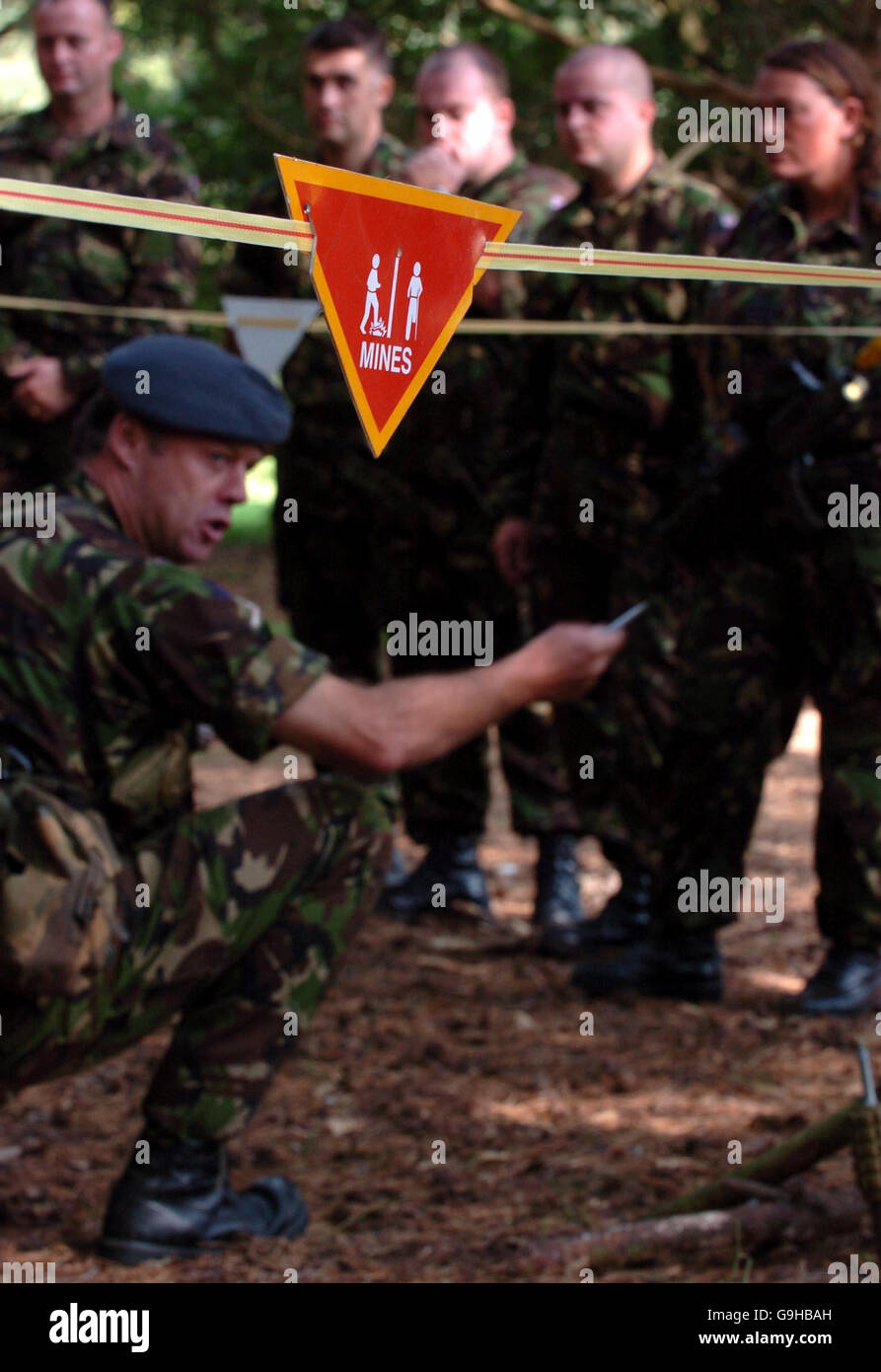 Raf regiment training hi-res stock photography and images - Alamy