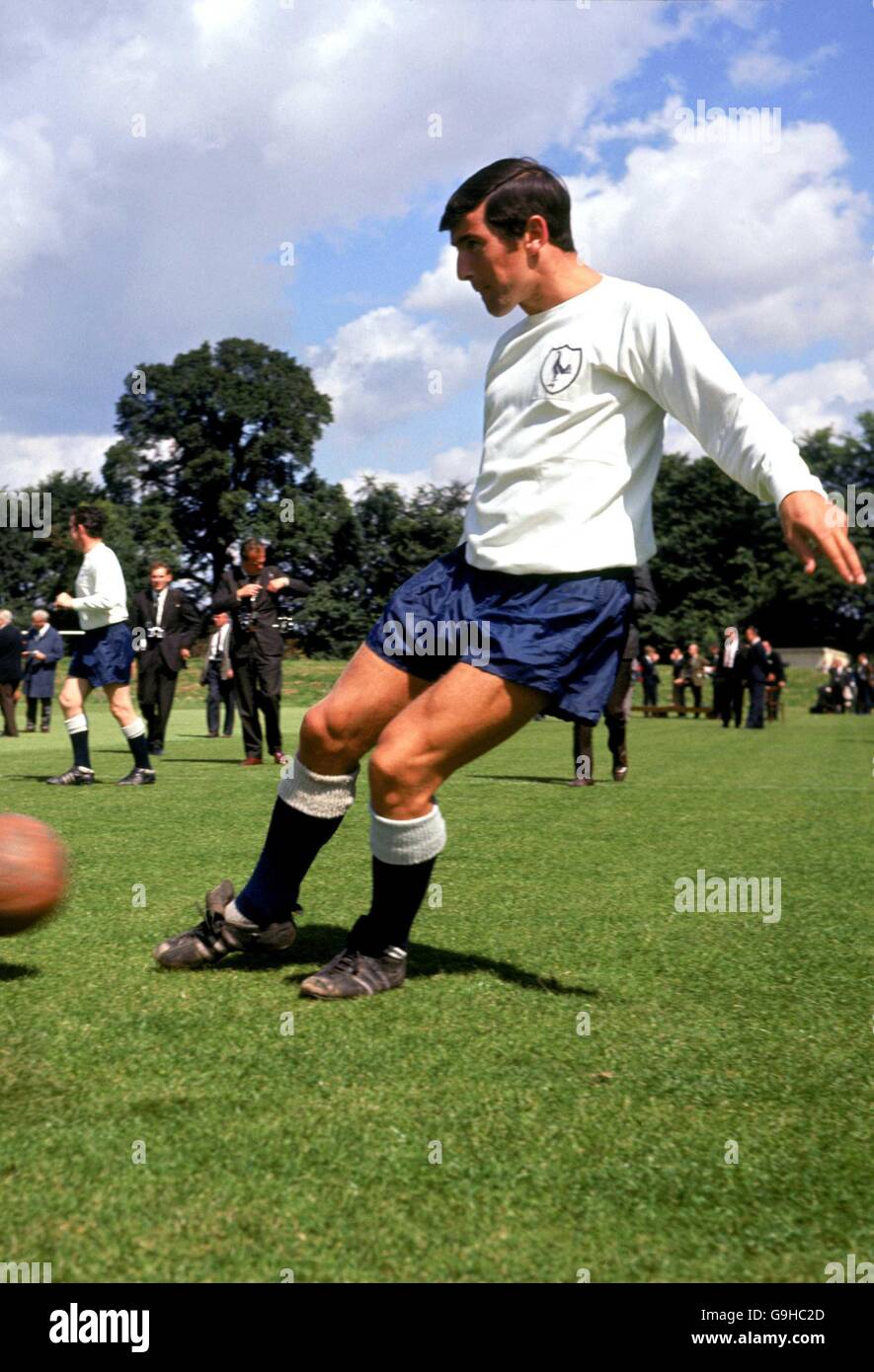 Terry venables tottenham hotspur hi-res stock photography and images ...