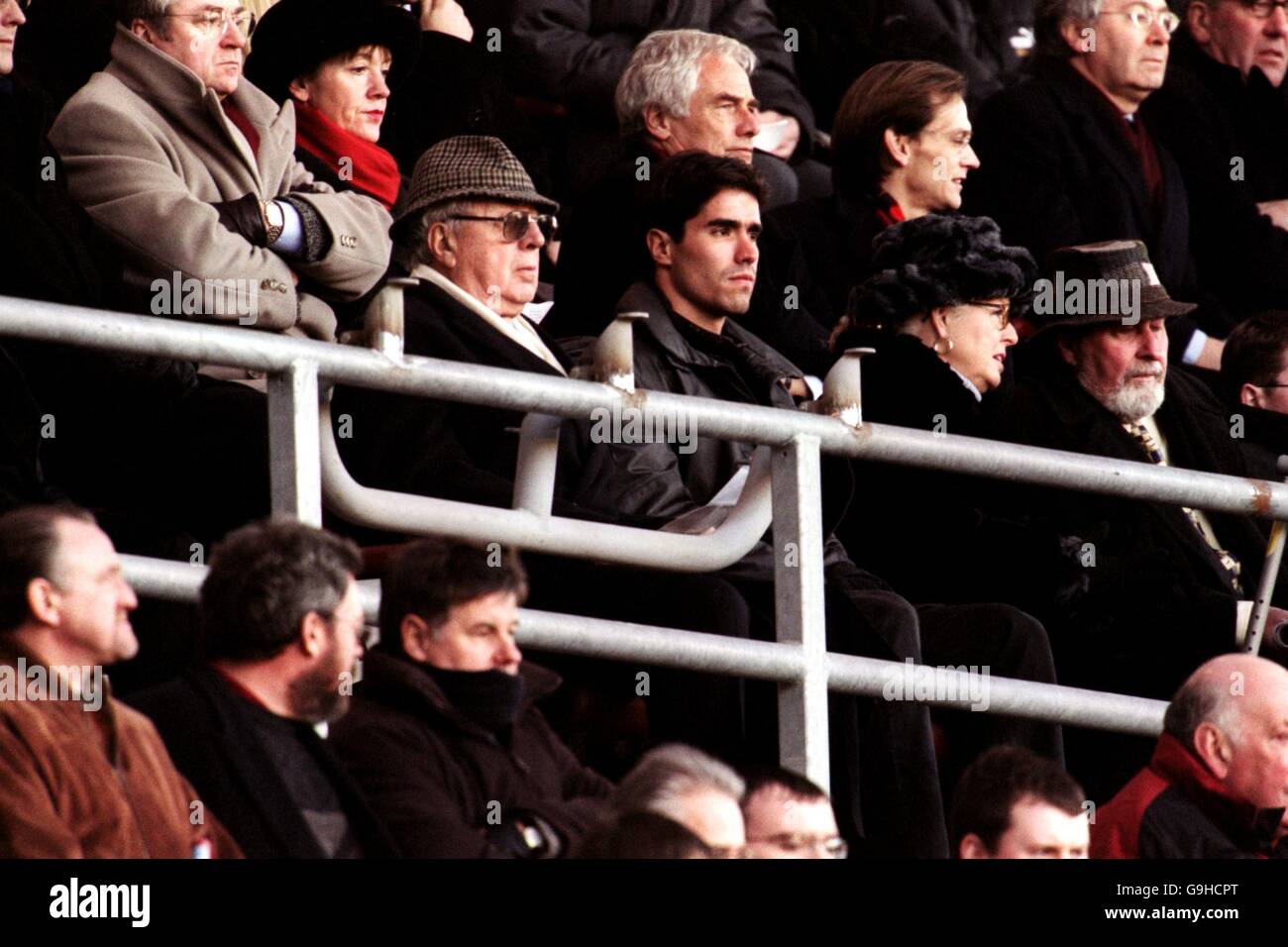 Football new signing juan pablo angel hi-res stock photography and ...