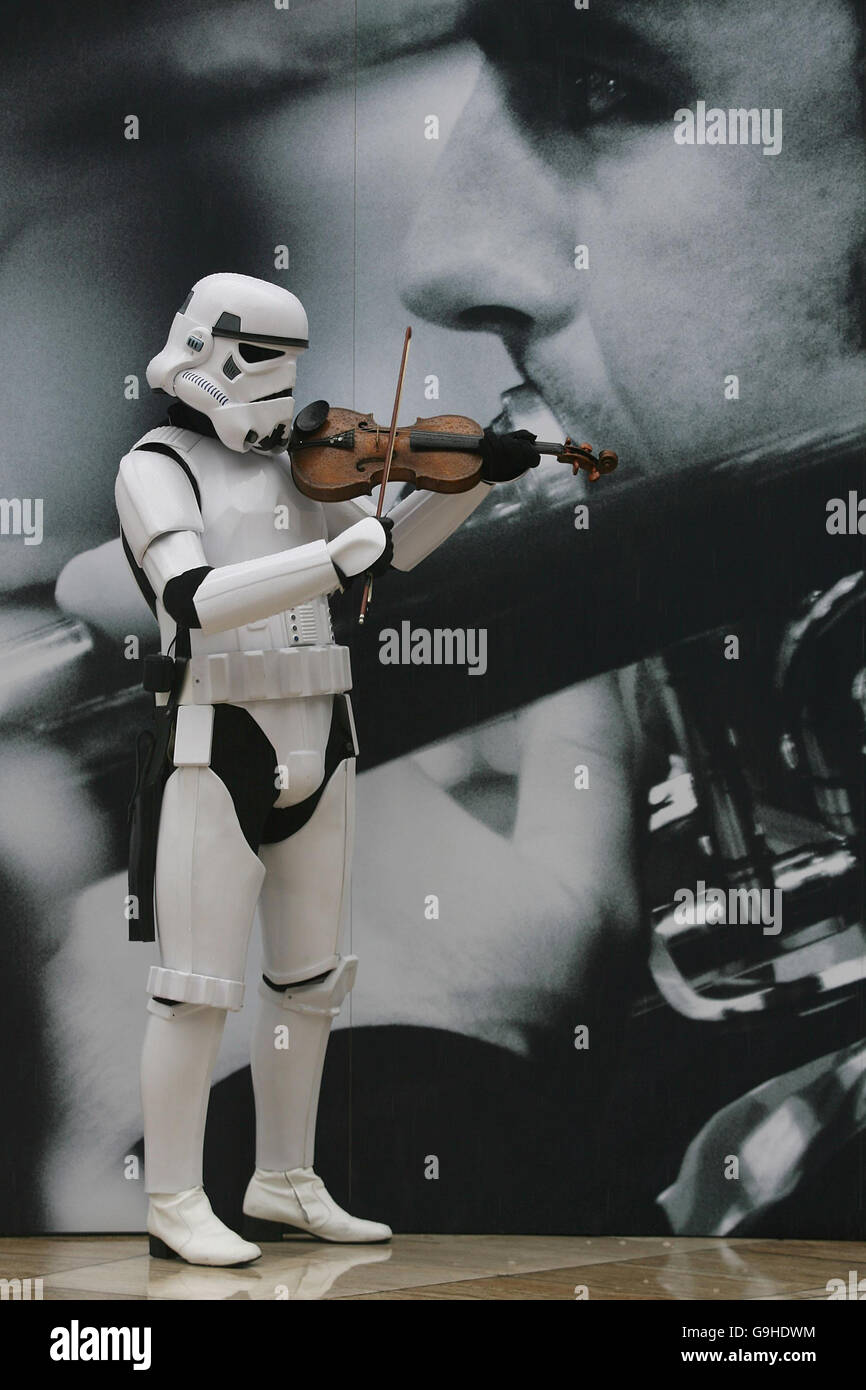 Star Wars characters play in an orchestra Stock Photo - Alamy