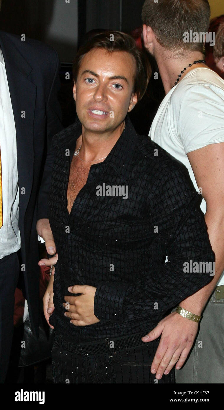 At 24 kingly street hi-res stock photography and images - Alamy