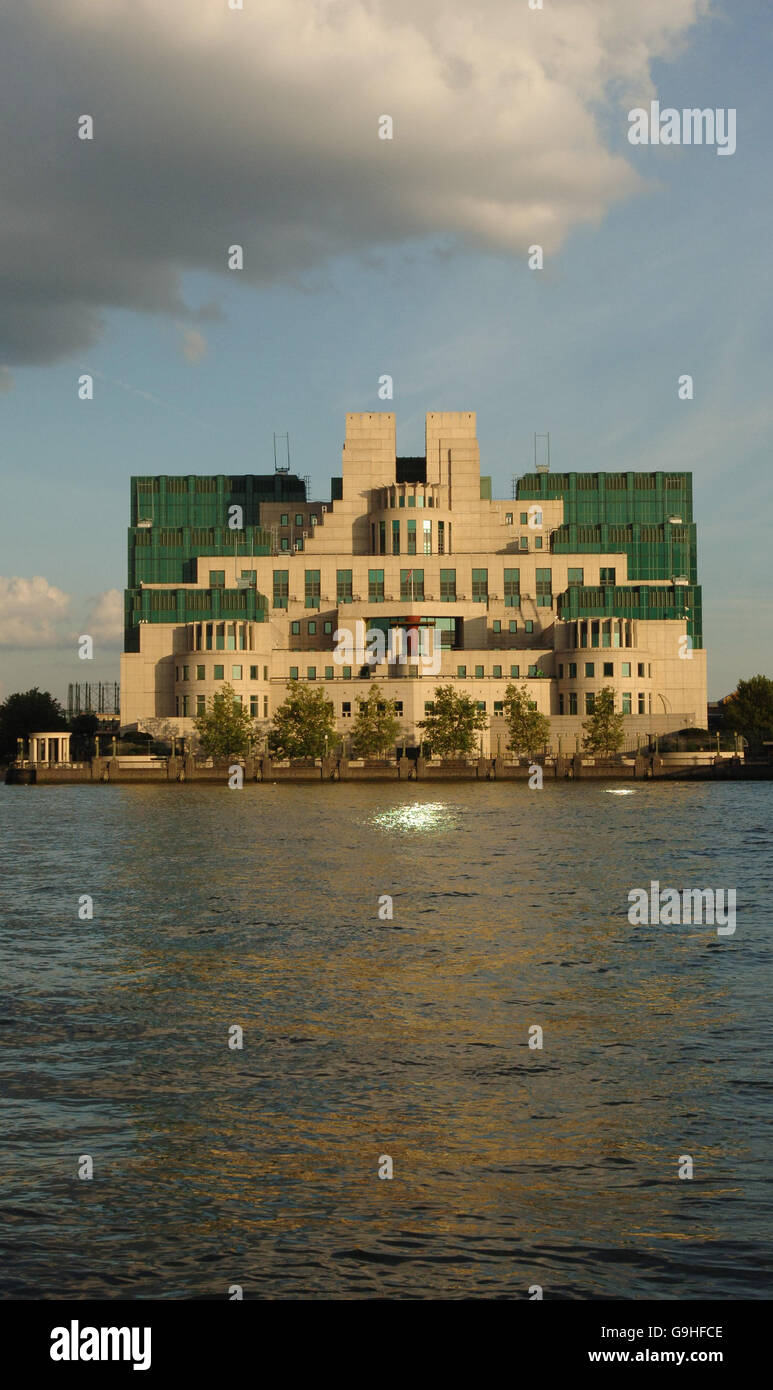 Hanson thames hi-res stock photography and images - Alamy