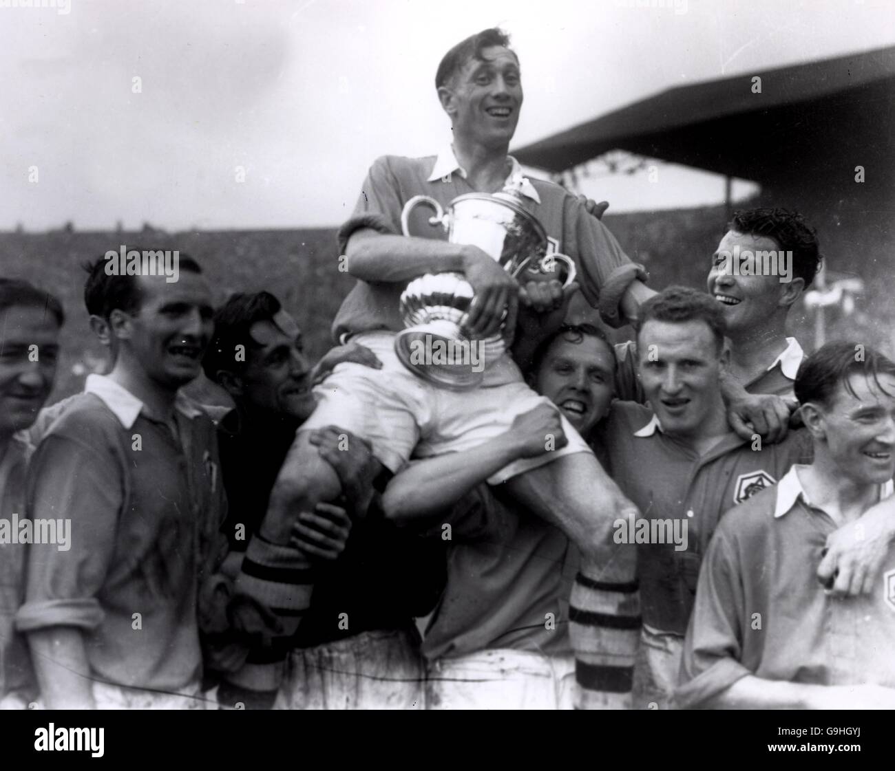Soccer - FA Cup - Final - Arsenal v Liverpool. Arsenal's Joe Mercer ...