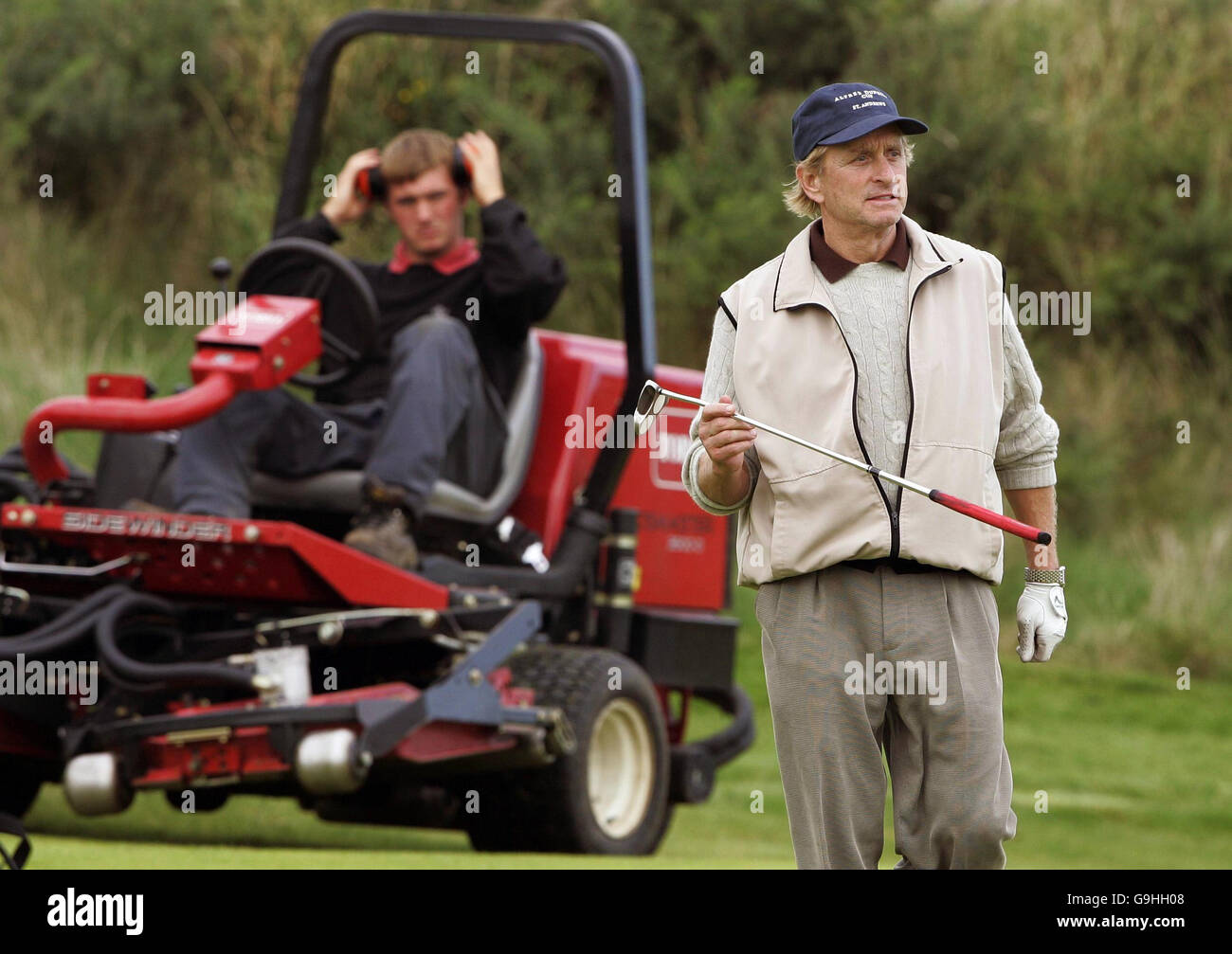 Actor michael douglas during practice session at kingsbarns golf course ...