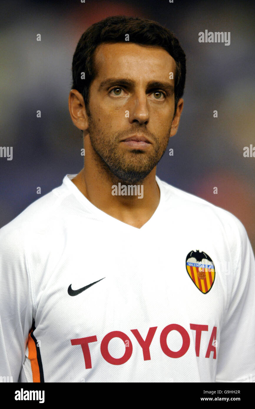 Soccer - UEFA Champions League - Group D - Valencia v Roma - Mestalla ...