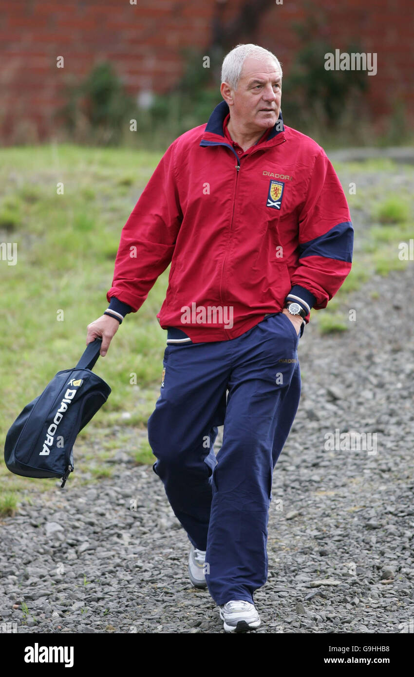 Scotland manager Walter Smith during a training session at Lesser ...
