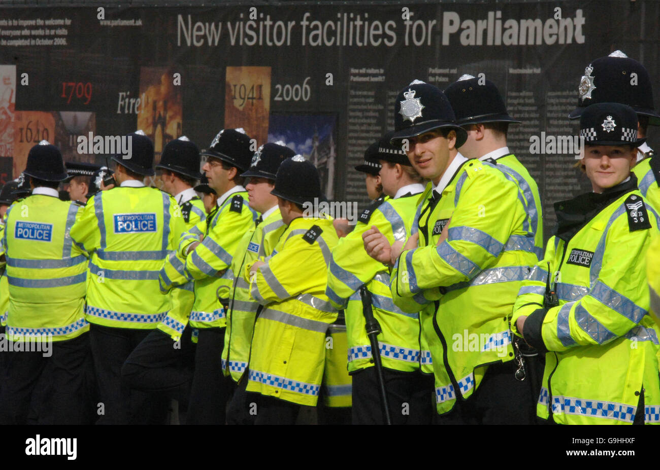 London Police Officer Stock Stock Photo - Alamy