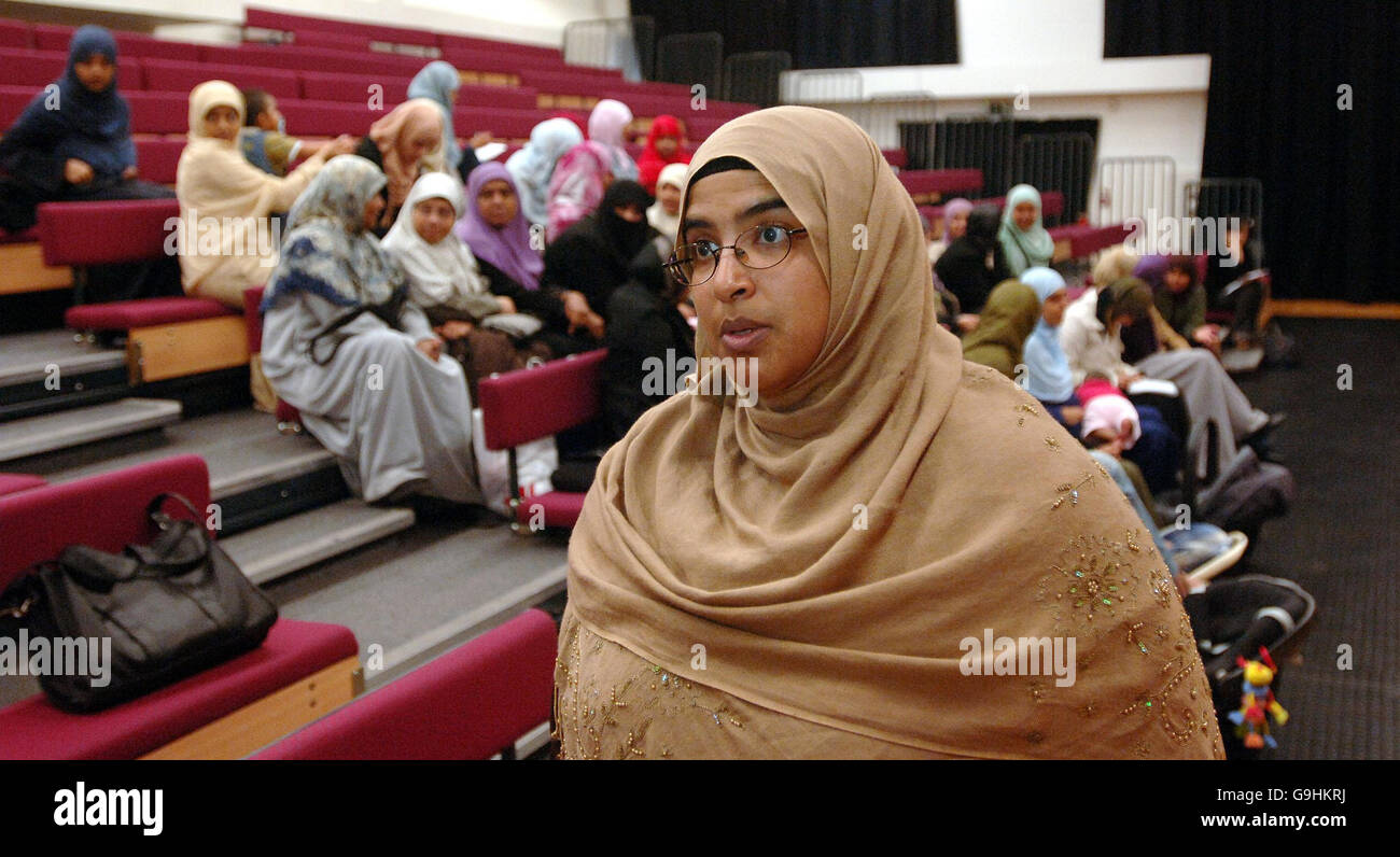 East london islamic school hi-res stock photography and images - Alamy