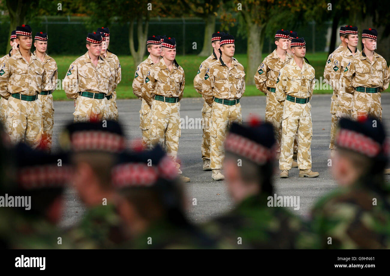 Soldiers From The Argyll And Sutherland Highlanders High Resolution ...