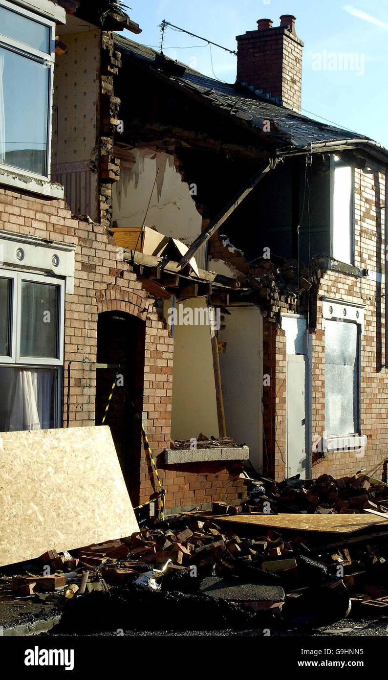 The damage at the house in edith street hi-res stock photography and ...