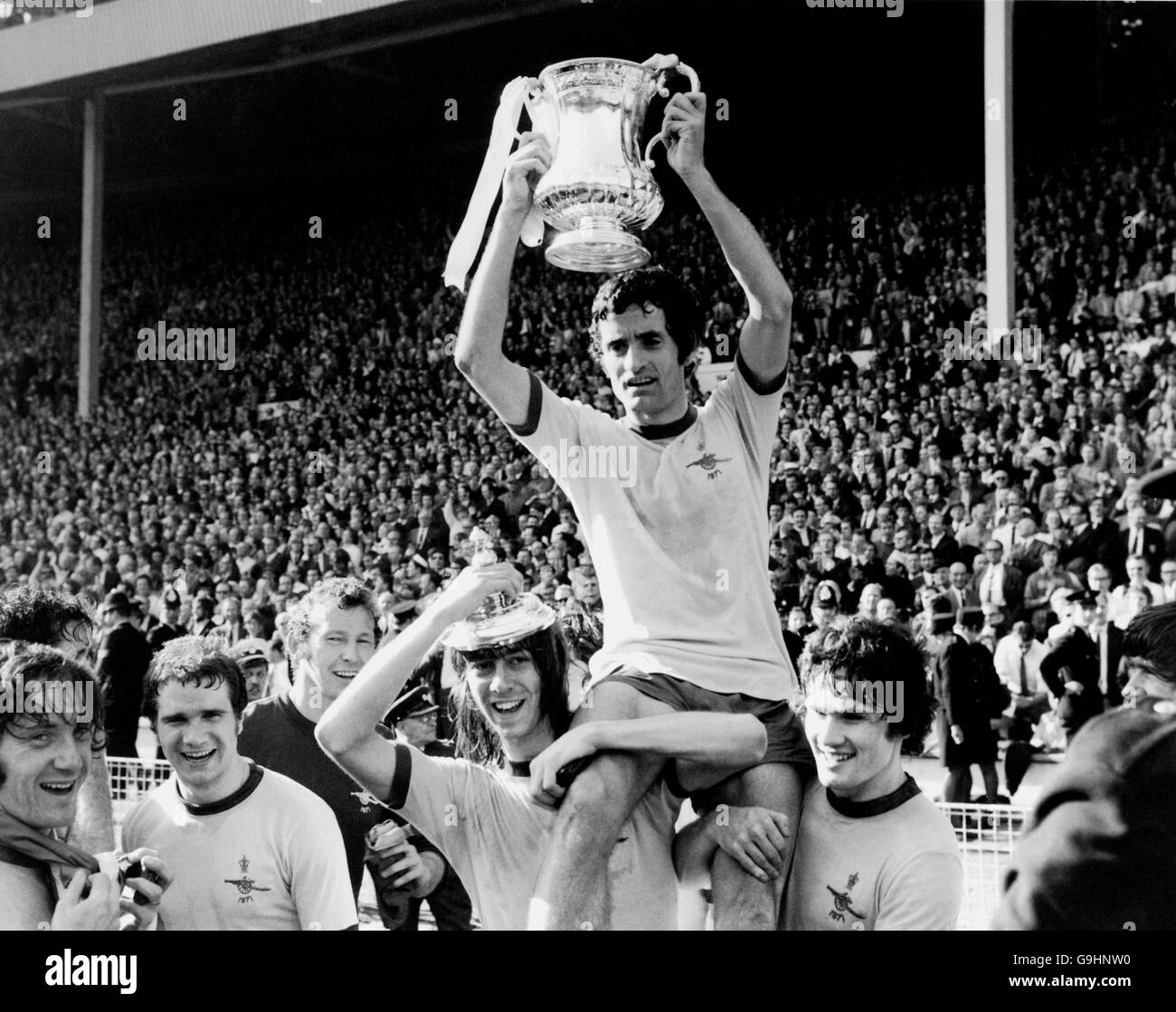 Soccer liverpool arsenal Black and White Stock Photos & Images - Alamy