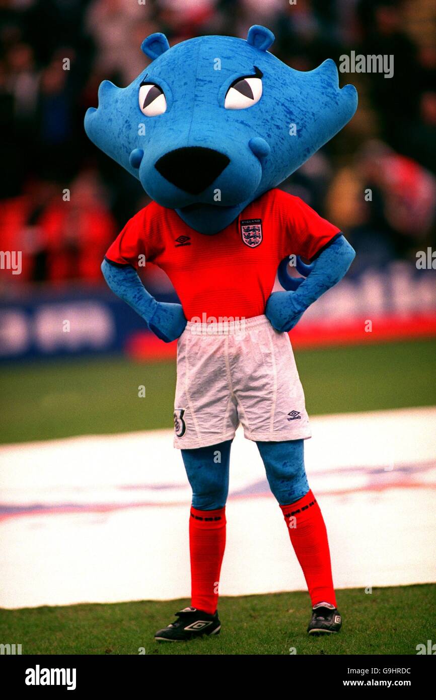 England lion mascot hi-res stock photography and images - Alamy