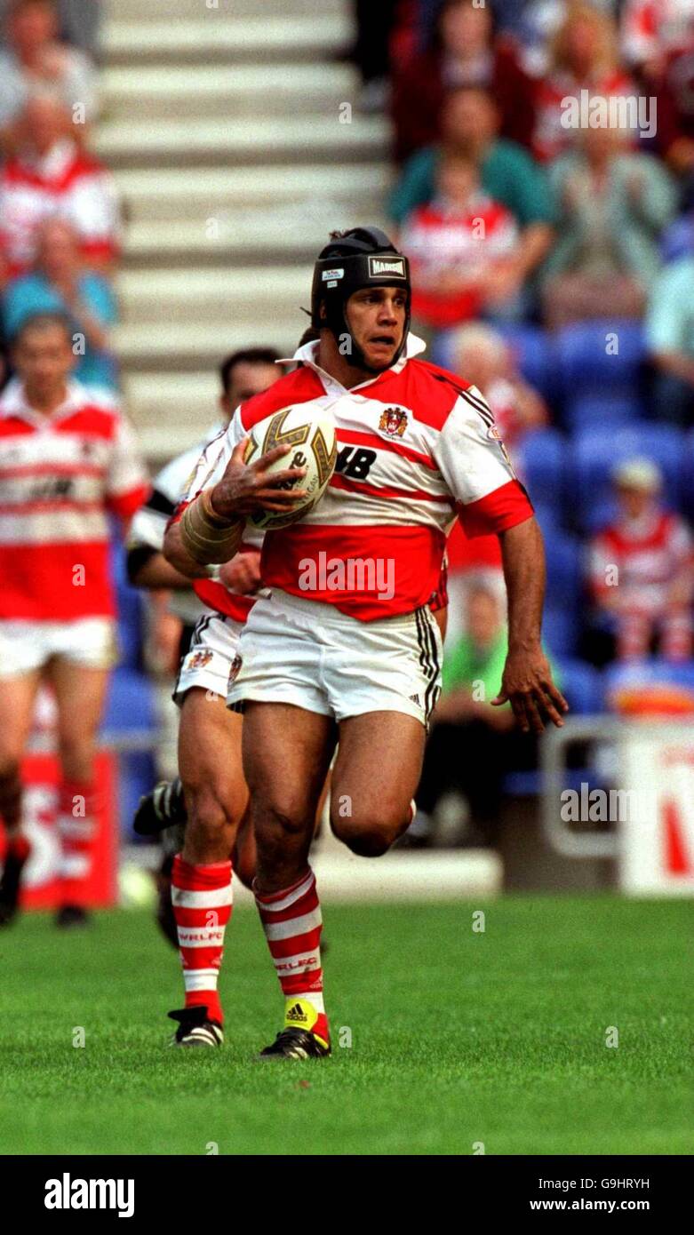 Steve renouf hi-res stock photography and images - Alamy