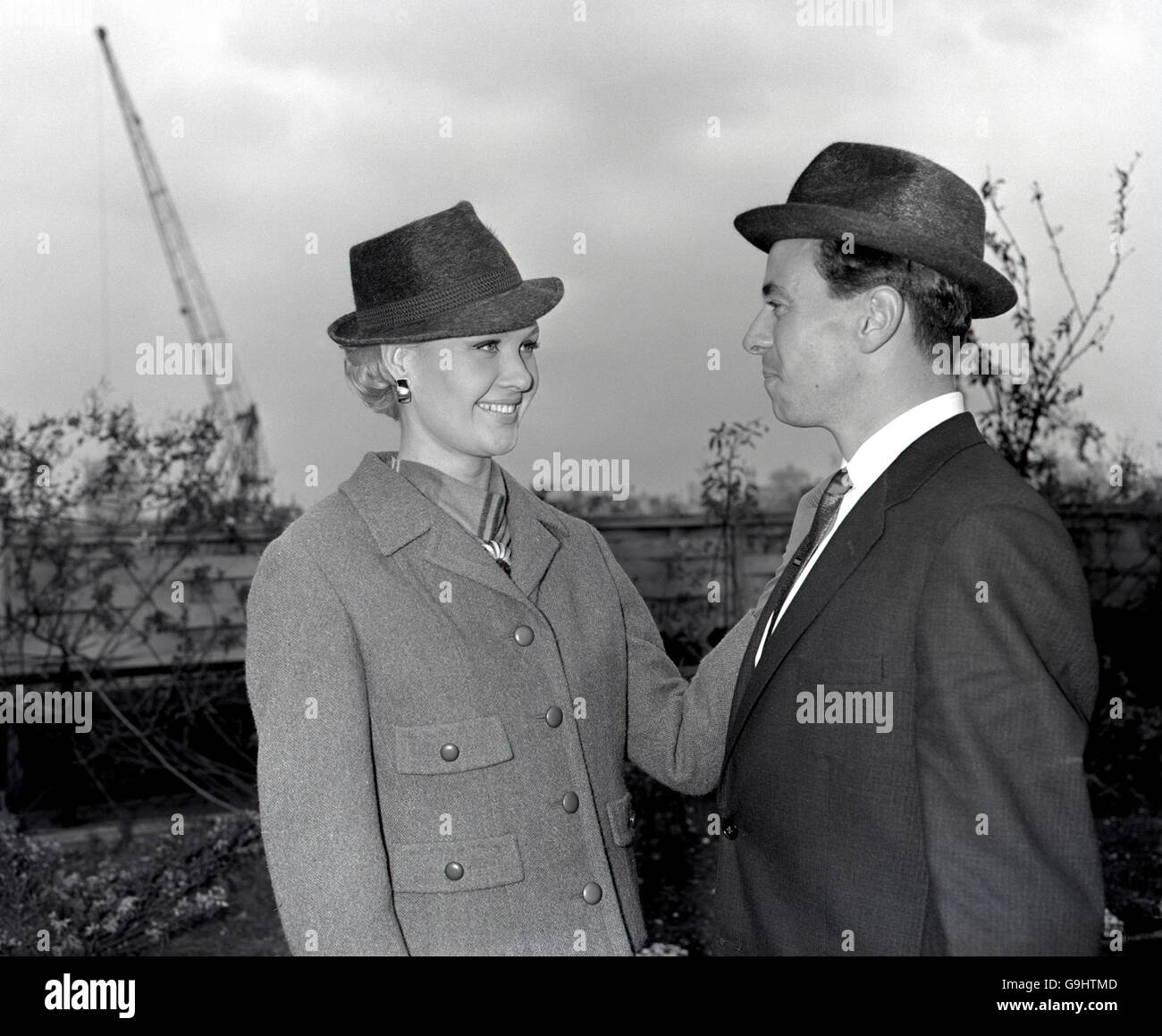 1964 fashion hi-res stock photography and images - Alamy