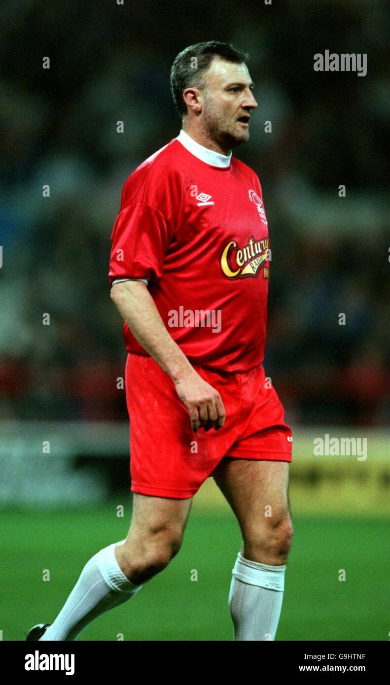 Garry birtles nottingham forest hi-res stock photography and images - Alamy