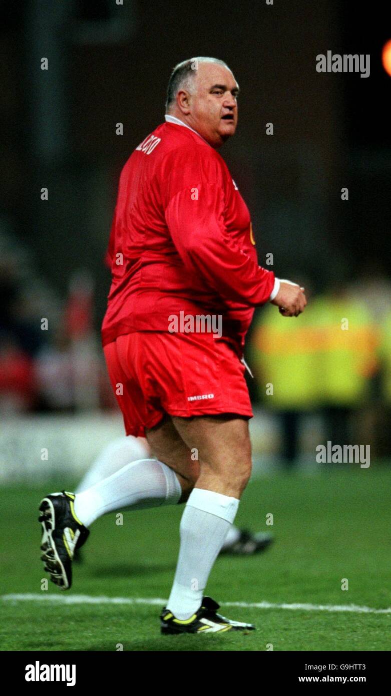 Larry Lloyd, Nottingham Forest European Cup Winning XI Stock Photo - Alamy