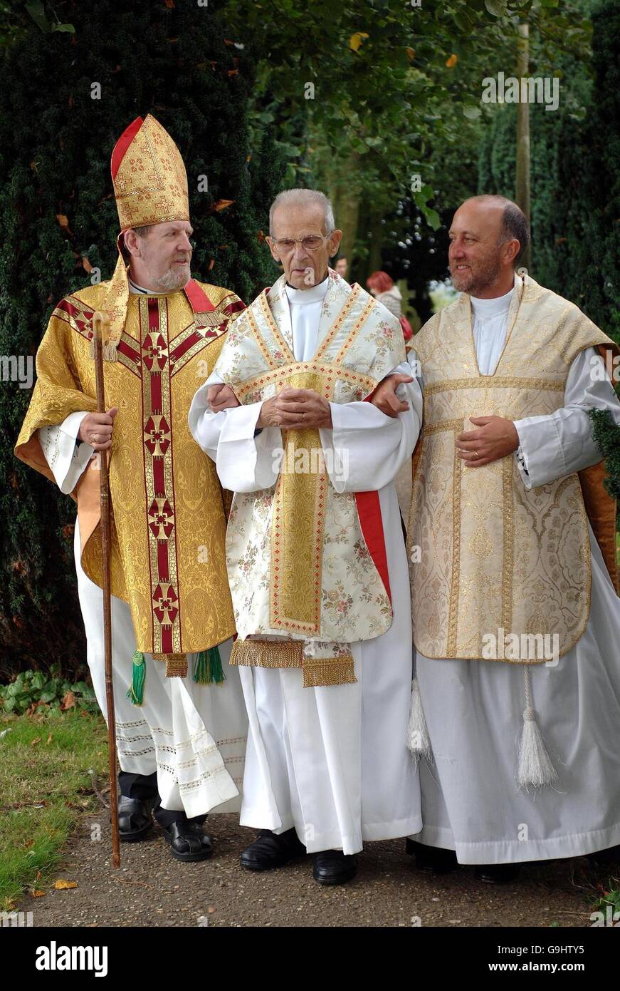 The church englands oldest longest serving priest hi-res stock ...