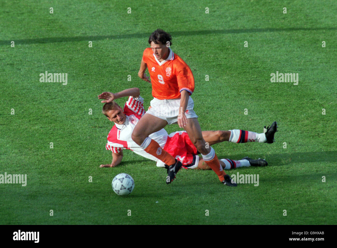 Denmark on floor hollands marco van basten hi-res stock photography and ...
