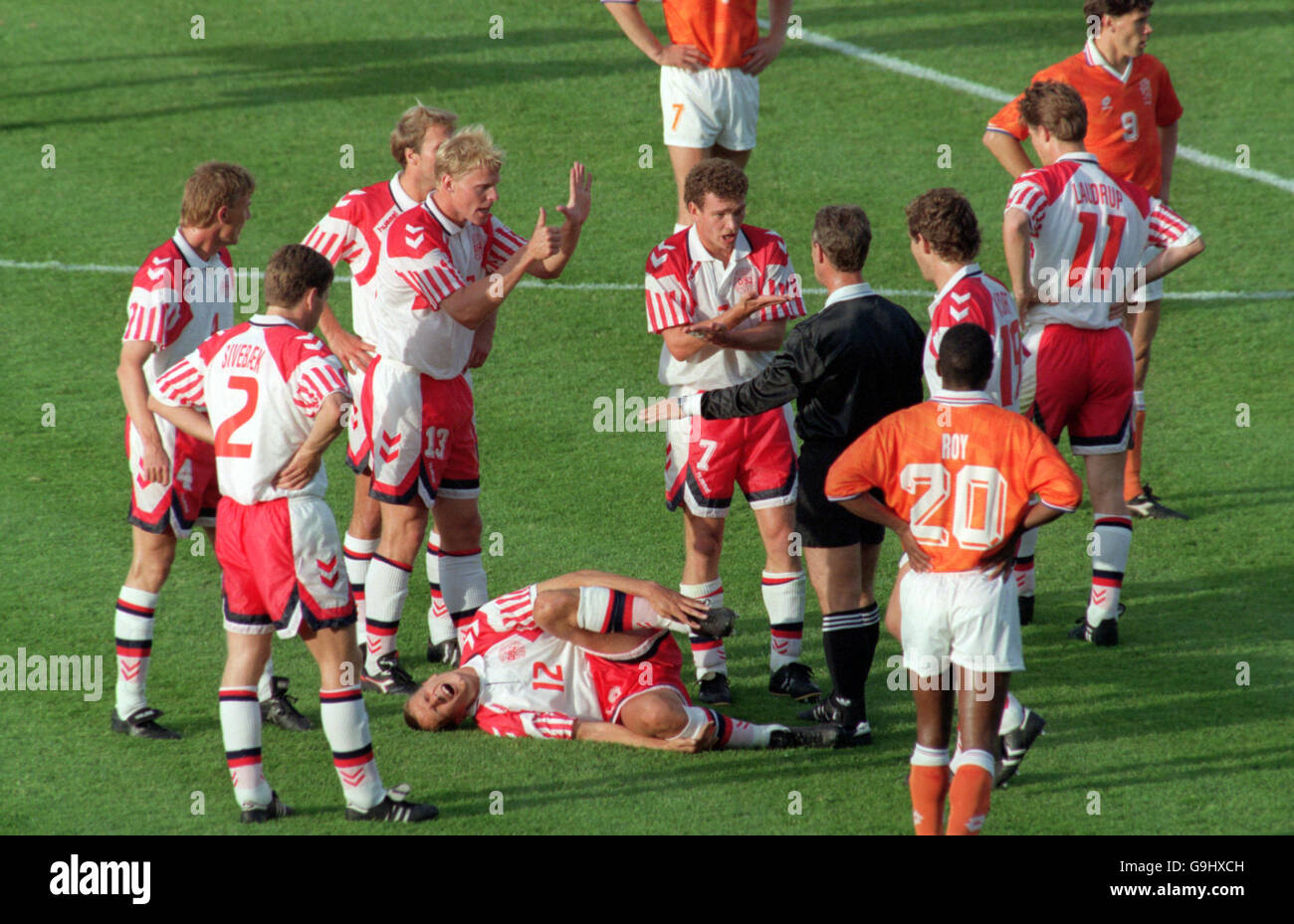 Soccer - Euro 92 - Semi Final - Denmark v Holland Stock Photo - Alamy