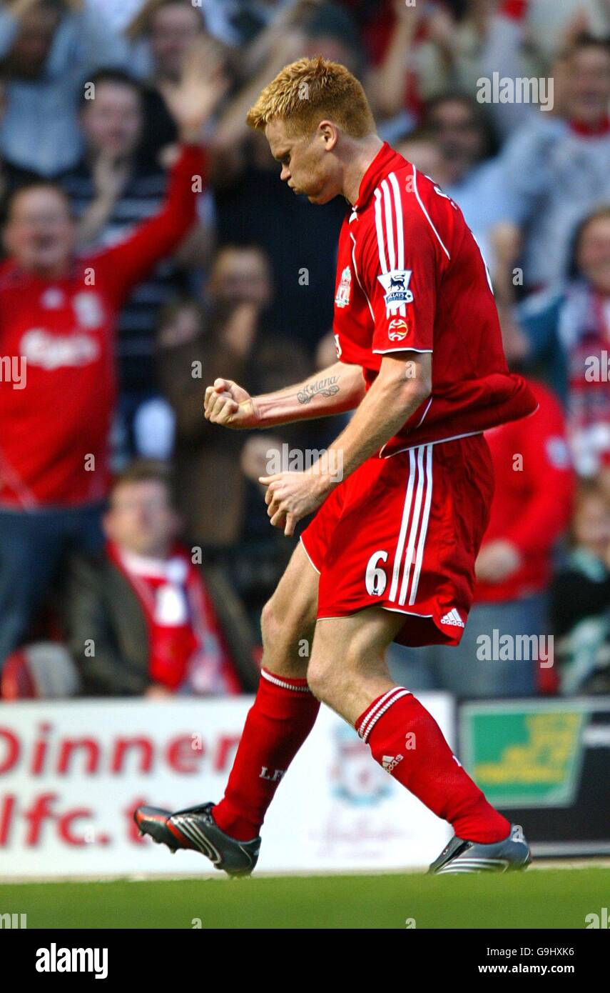 John arne riise liverpool celebrates hi-res stock photography and ...